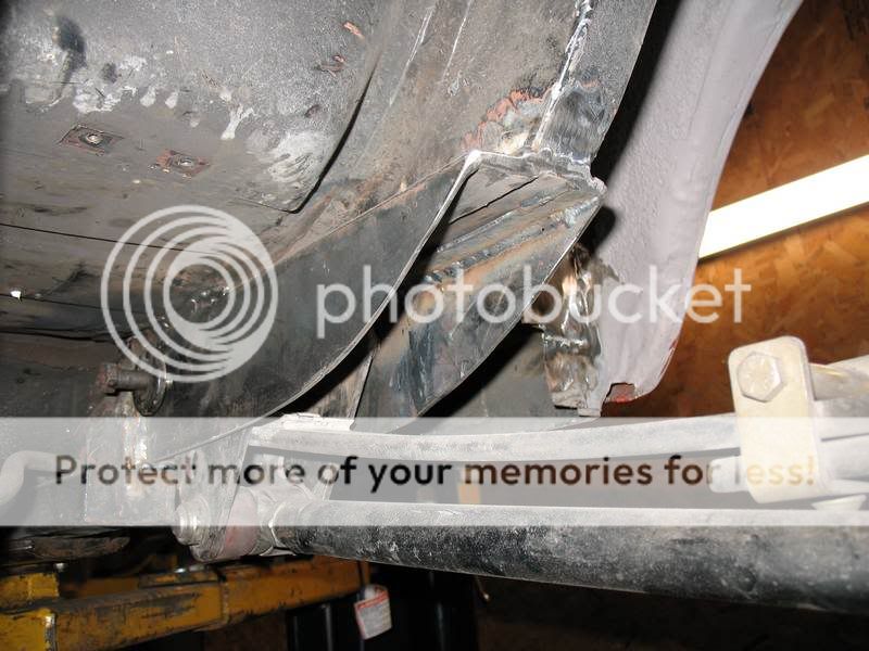 Is there any way to move the leaf springs inboard on 65/66 Mustangs ...